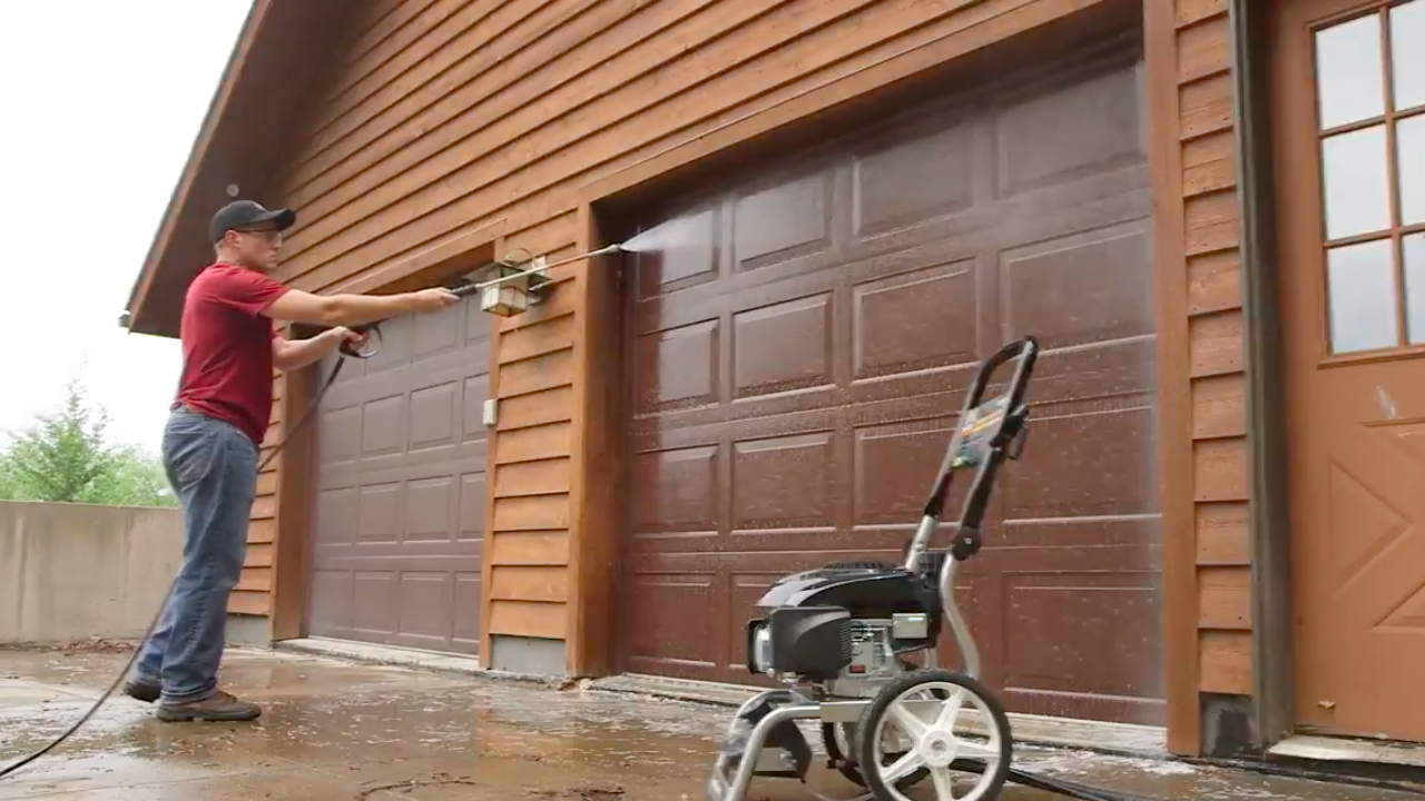 Choremaster Pressure Washer - Gasoline Vertical Series | Mi-T-M